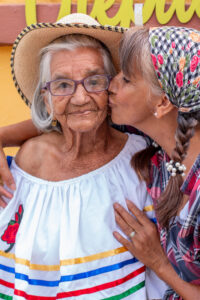 Spanish Word of the Day: Abuela (grandma) - Love Spanish Words